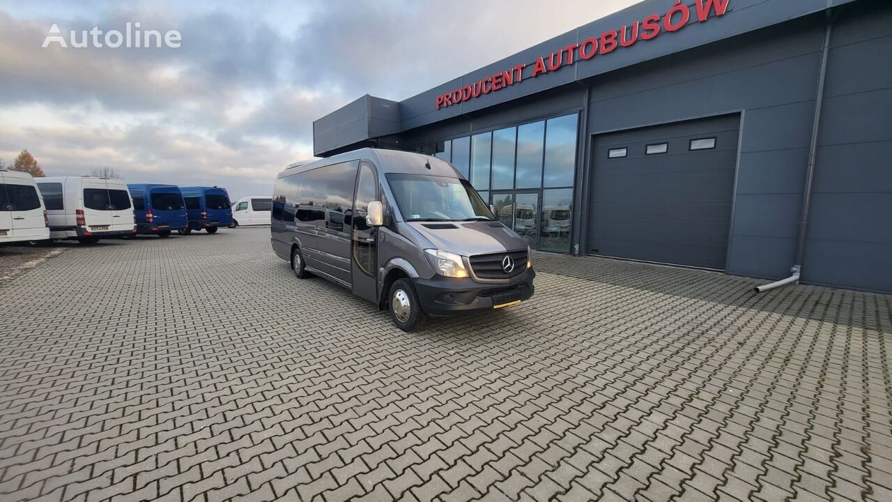 Mercedes-Benz Sprinter 519 CDI - 24 places + 3 standing putnički minibus