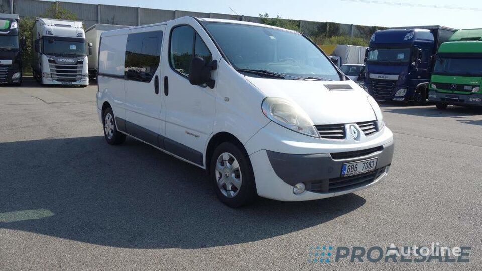 Renault TRAFIC 2,0 TDCi kombi minibus