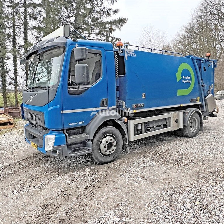 Prodaje se Volvo FL kamion za smeće na aukciji