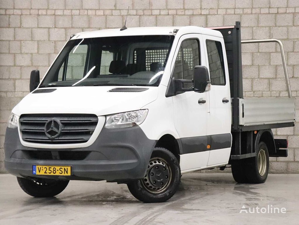 Prodaje se Mercedes-Benz Sprinter kamion s ravnom platformom < 3.5t na aukciji