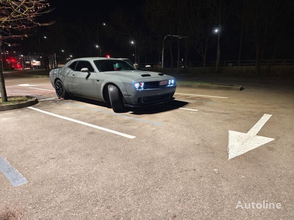 Dodge CHALLENGER kupe