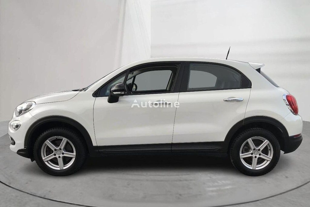 Prodaje se FIAT 500X krosover na aukciji