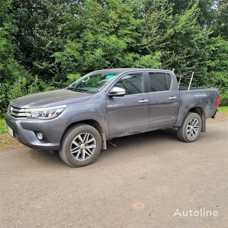 Prodaje se Toyota Hilux 2.4 D-4d Double Cab 4x4 Aut. Gear pikap na aukciji