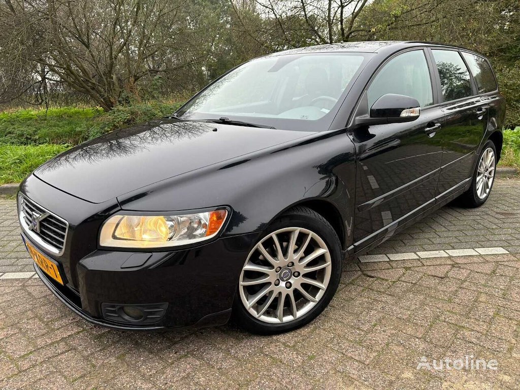 Prodaje se Volvo V50 karavan na aukciji