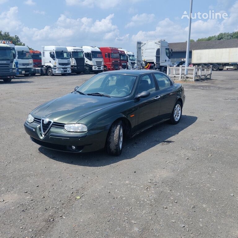 Alfa Romeo 156 sedan