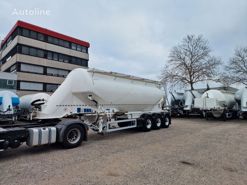 Feldbinder cisterna za prevoz cementa