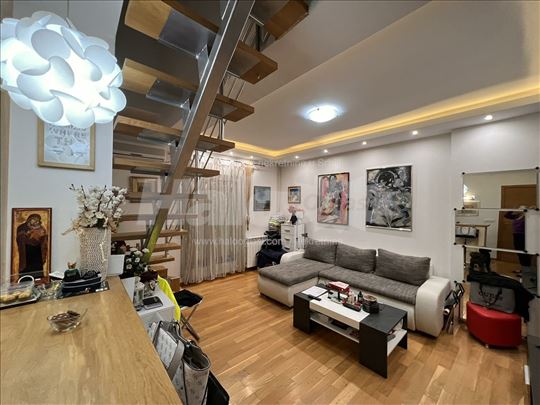 Fantastičan LUX duplex u samom srcu Vračara