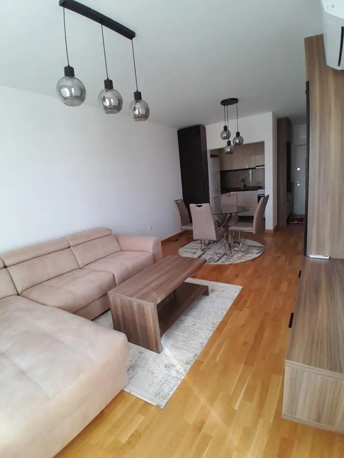 Izdavanje, jednosoban stan, 46m2, Pantelej, Niš