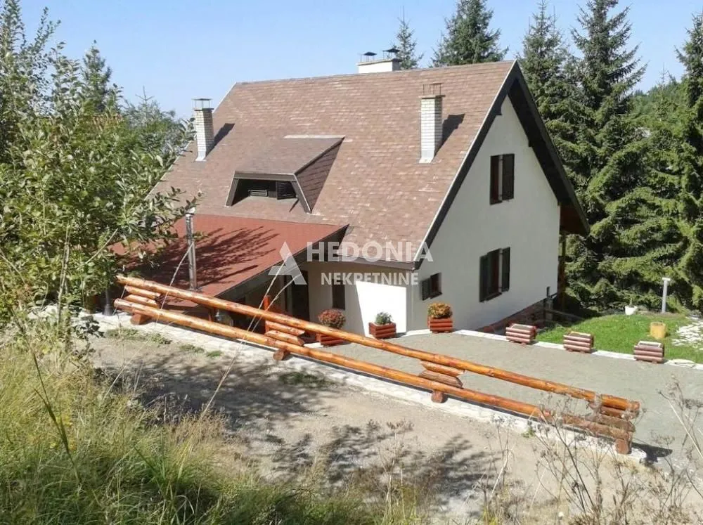 Prodaja, kuća, 190m2, Kraljevi Čardaci, Kopaonik