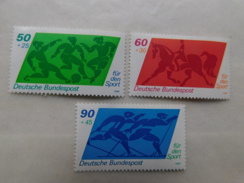 DEUTSCHE BUNDESPOST 1980 KOMPLET ČISTA SERIJA