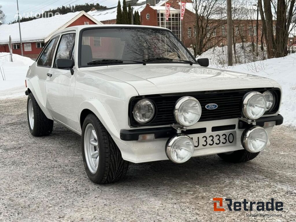 Prodaje se Ford Escort sedan na aukciji