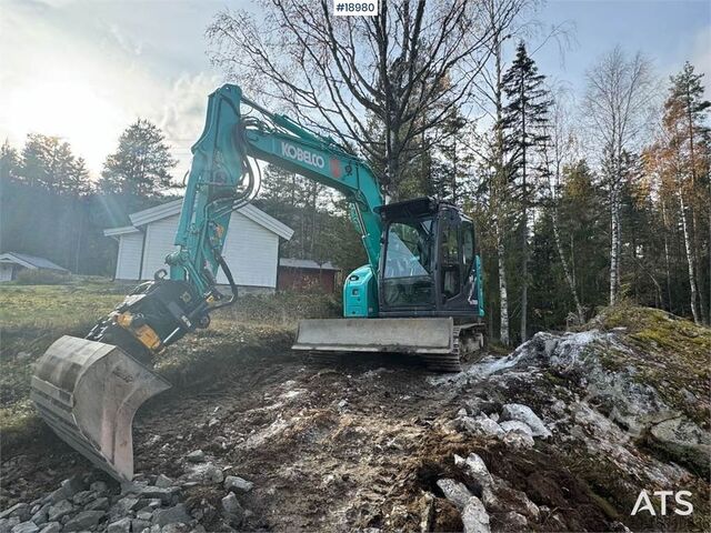 Bager za puzanje
Kobelco SK75SR-7 Tracked excavator w/ tilt and 2 buckets