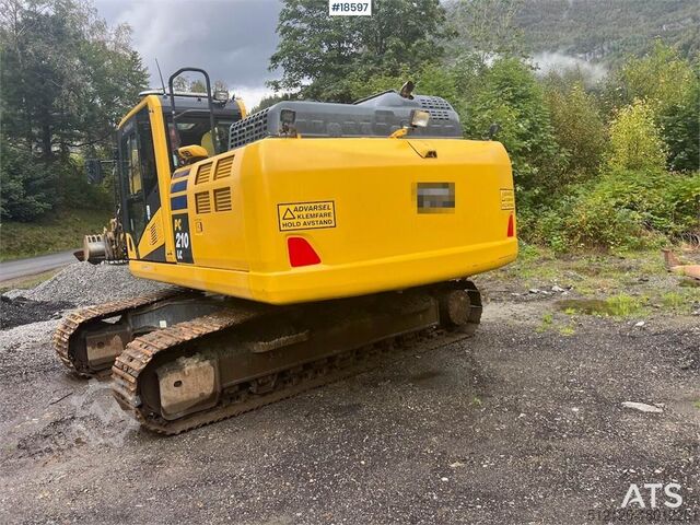 Bager za puzanje
Komatsu PC210LC-11 excavator w/ rotor tilt, sanding bucket