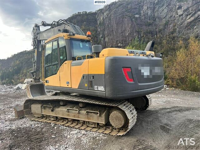 Bager za puzanje
Volvo 160D excavator w/ rototilt, sanding bucket, tooth