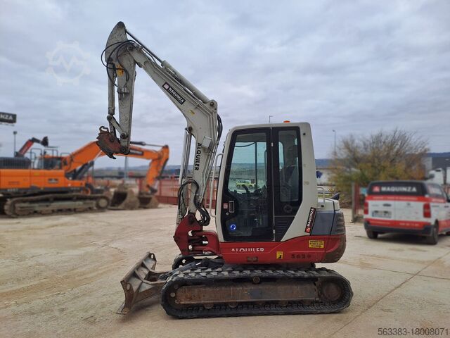 Mini bageri
Takeuchi TB250