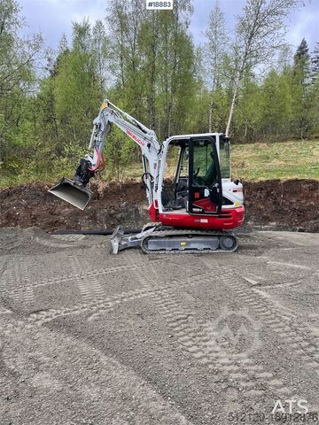 Mini bageri
Takeuchi TB235-2 Mini excavator w/ Rototilt and 3 buckets.