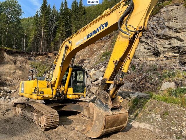 Bager za puzanje
Komatsu PC240LC-3 Tracked excavator w/ 2 buckets