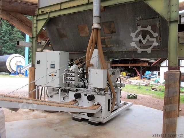 Briquetting press
RUF RB 1500