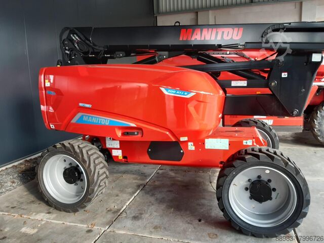 Teleskopska radna platforma
Manitou 200 ATJE RC 4RD S1