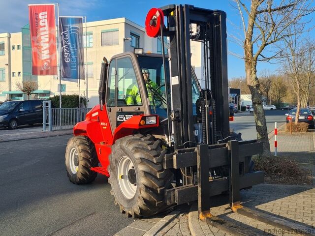 Viljuškari van puta
Manitou M50.4