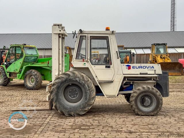 Viljuškari van puta
Manitou 4RM30N Manitou 4RM30N