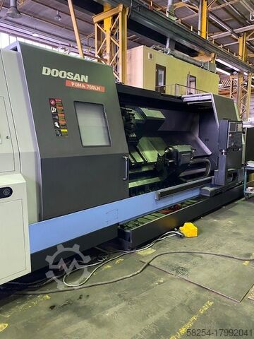 CNC Turning & Milling Center
TOUR CNC DOOSAN PUMA 700LM