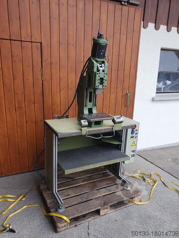 Pneumatski Toggle Press
Schmidt