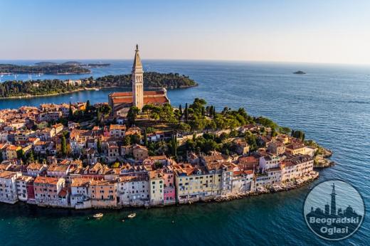 ROVINJ, CENTAR stan 81m2, prodaja BEZ AG.PROVIZIJE!!! PRILIKA ,SNIZENO ( - 10.000 za kupnju do 01.03. 2025)