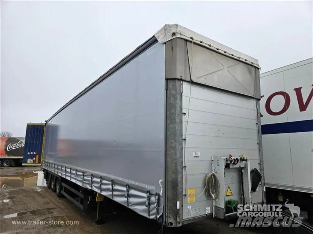 Schmitz Cargobull Curtainsider Mega