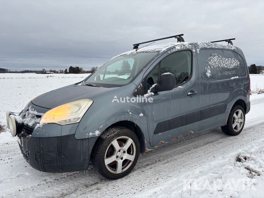 Prodaje se Citroen Berlingo laki furgon na aukciji