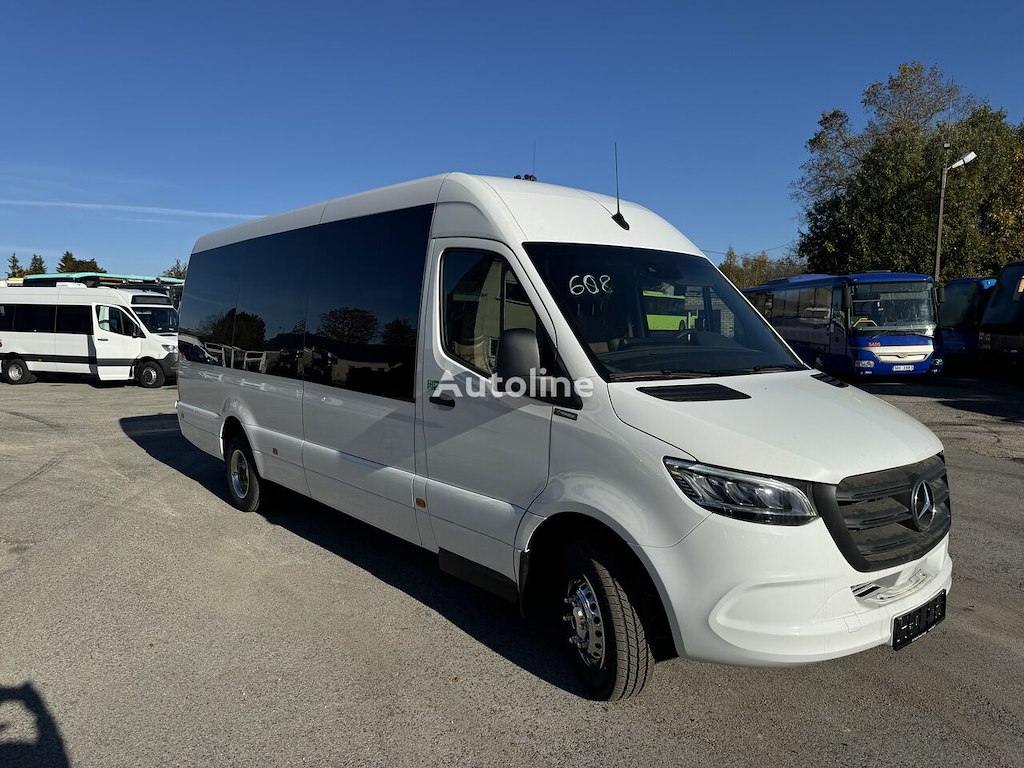 Novi Mercedes-Benz Sprinter 517 turistički autobus