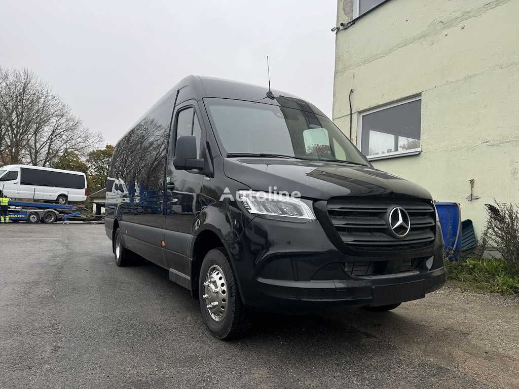 Novi Mercedes-Benz Sprinter 519 turistički autobus