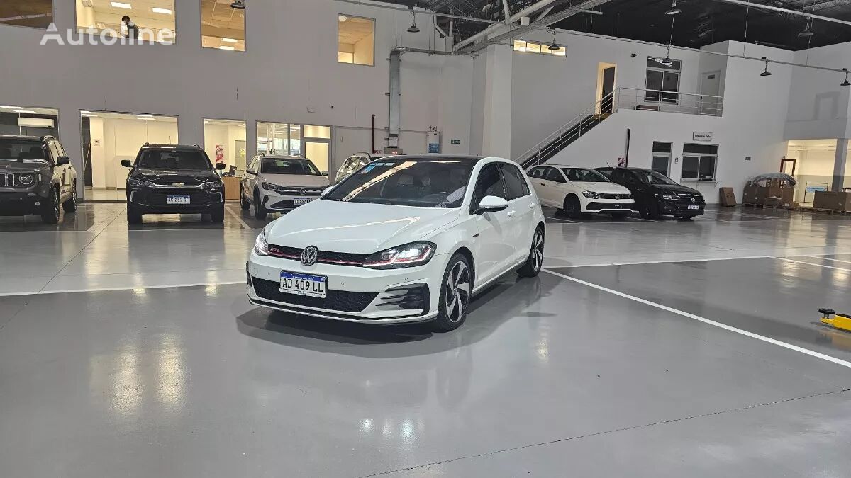 Volkswagen Golf hečbek