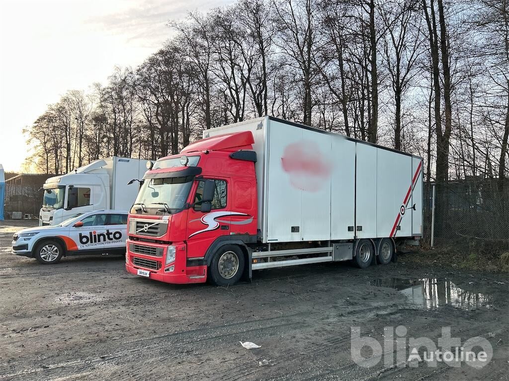 Prodaje se Volvo FM 6*2 kamion furgon na aukciji