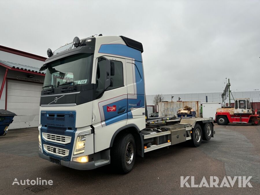 Prodaje se Volvo FH 500 rol kiper sa kukom na aukciji