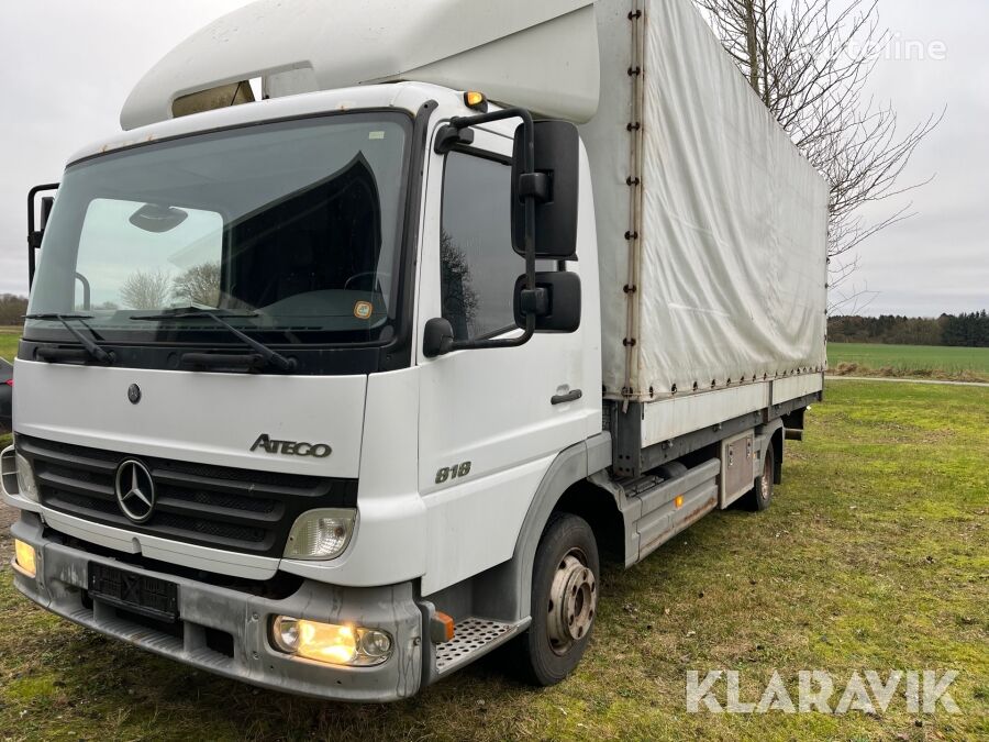 Prodaje se Mercedes-Benz Benz kamion s ceradom na aukciji