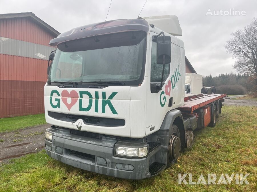 Prodaje se Renault Lastbil RENAULT kamion sa kukom za podizanje tereta na aukciji