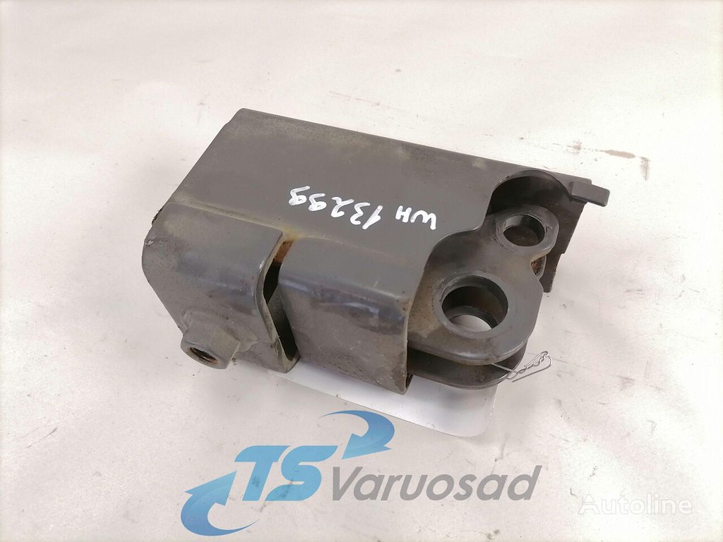 Bumper bracket Volvo Bumper bracket 84157282 za Volvo FH 4 tegljača