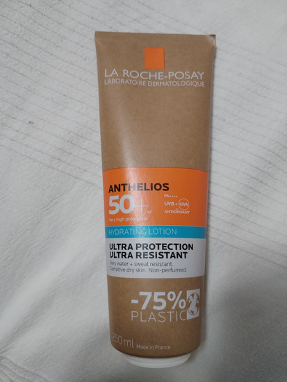 Anthelios ultra resistant hidra spf 50