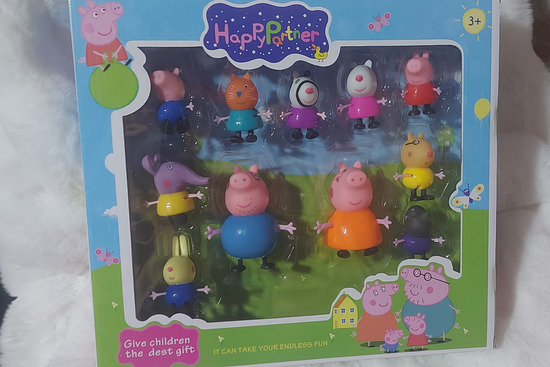 Pepa set sa 11 figurica - novo