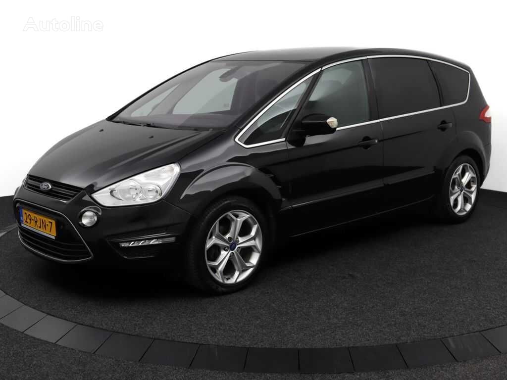 Prodaje se Ford S-Max minivan na aukciji