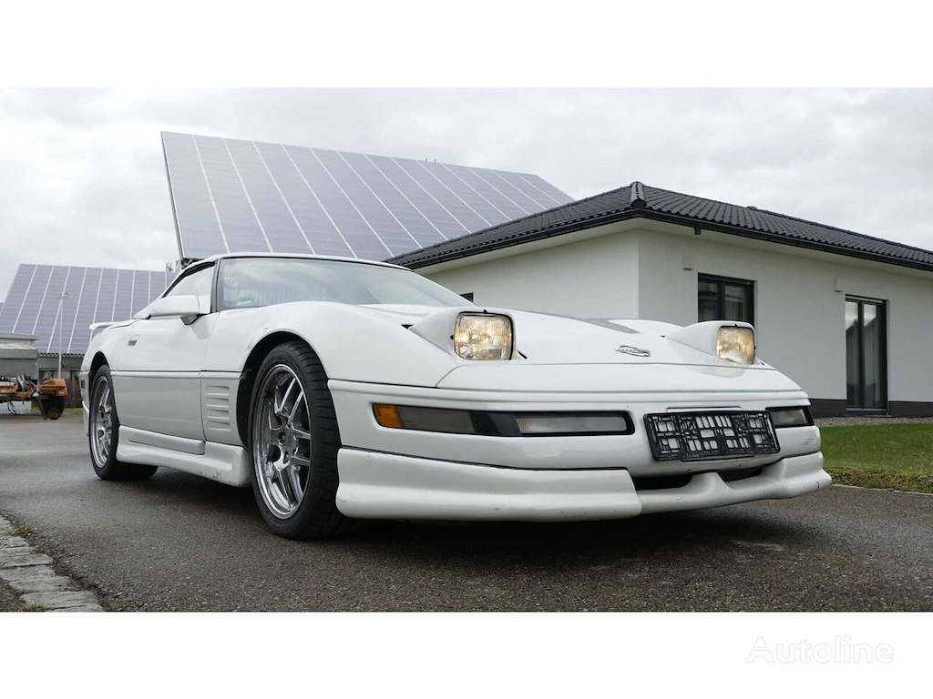 Prodaje se Chevrolet Corvette C4 V8 kabriolet na aukciji