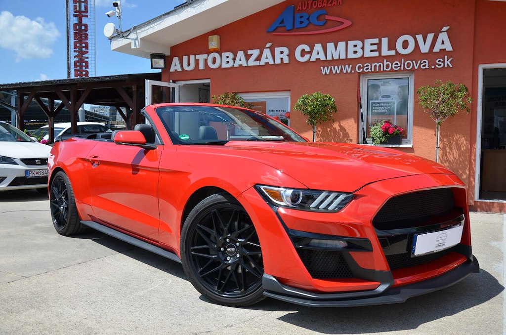 Ford Mustang 3.7 kabriolet