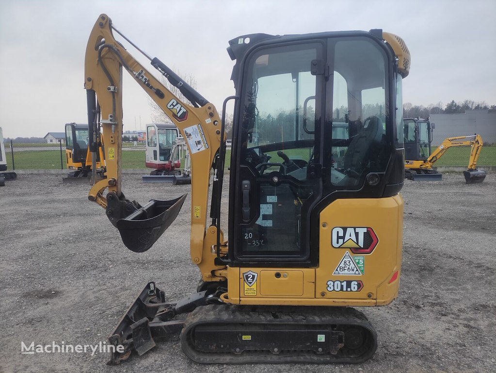 Caterpillar CAT 301.6 przebieg 670mtg 2022r rozsuwane gąsienice mini bager