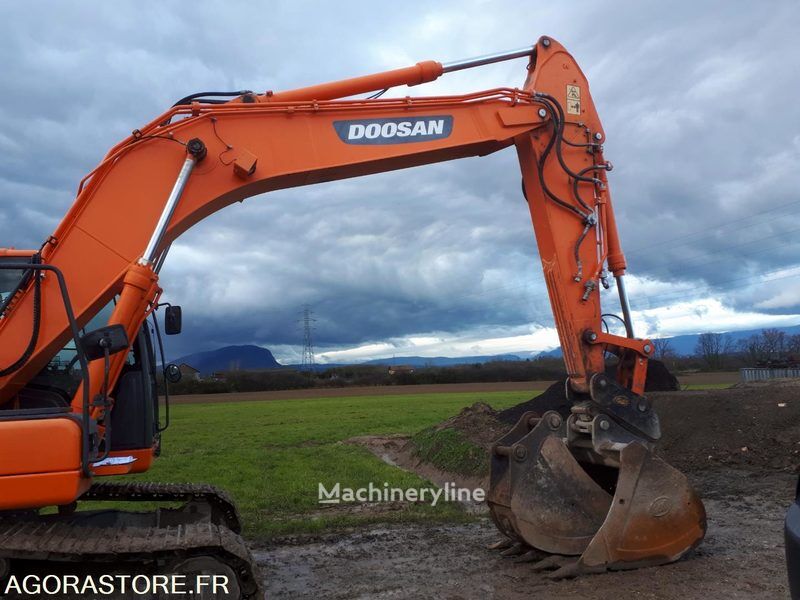 Prodaje se Doosan DX180LC-3 bager guseničar na aukciji