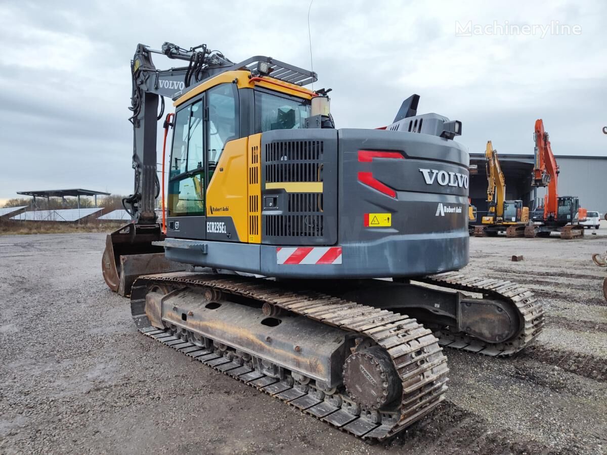 Volvo ECR235EL bager guseničar