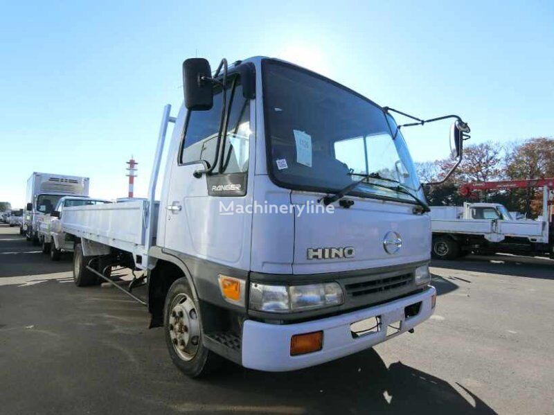 Hino TRUCK kamion s mešalicom za beton