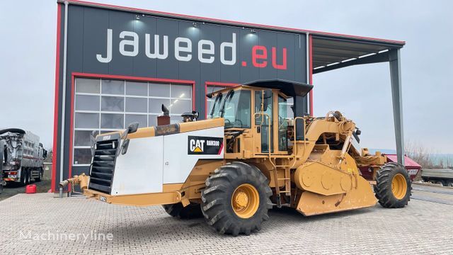 Caterpillar RM 300 mašina za reciklažu asfalta