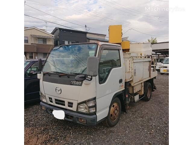 Mazda TITAN auto dizalica s korpom