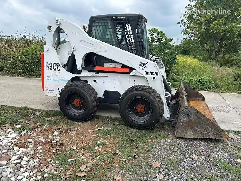 Bobcat S300 mini utovarivač